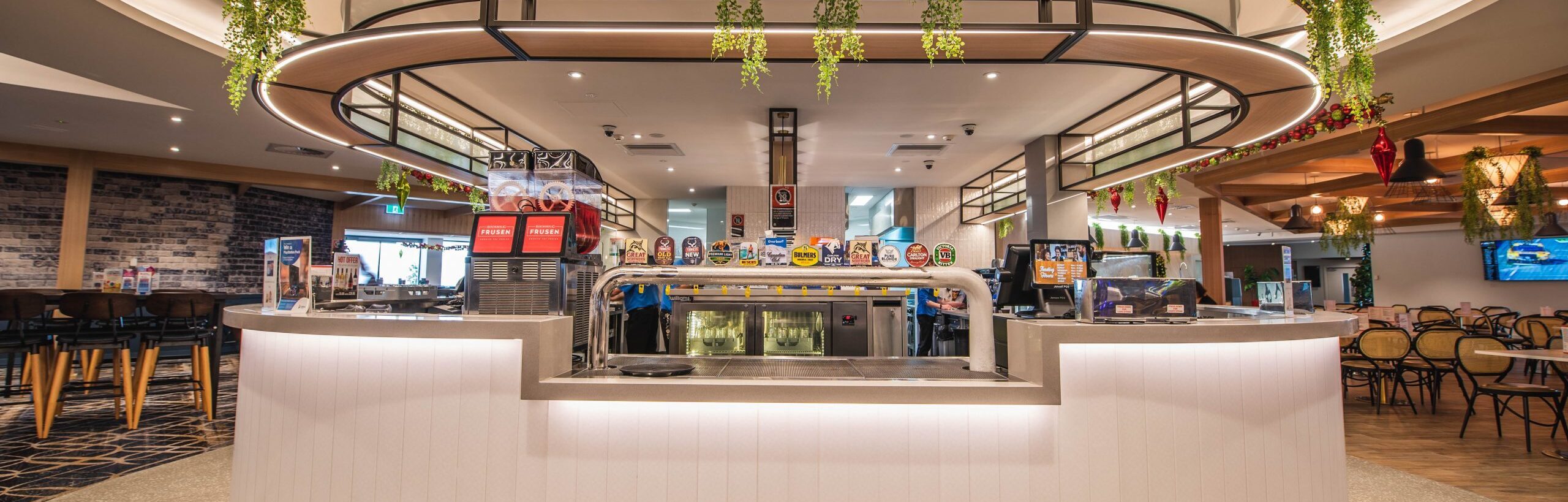 Terrace Bar – West Tradies